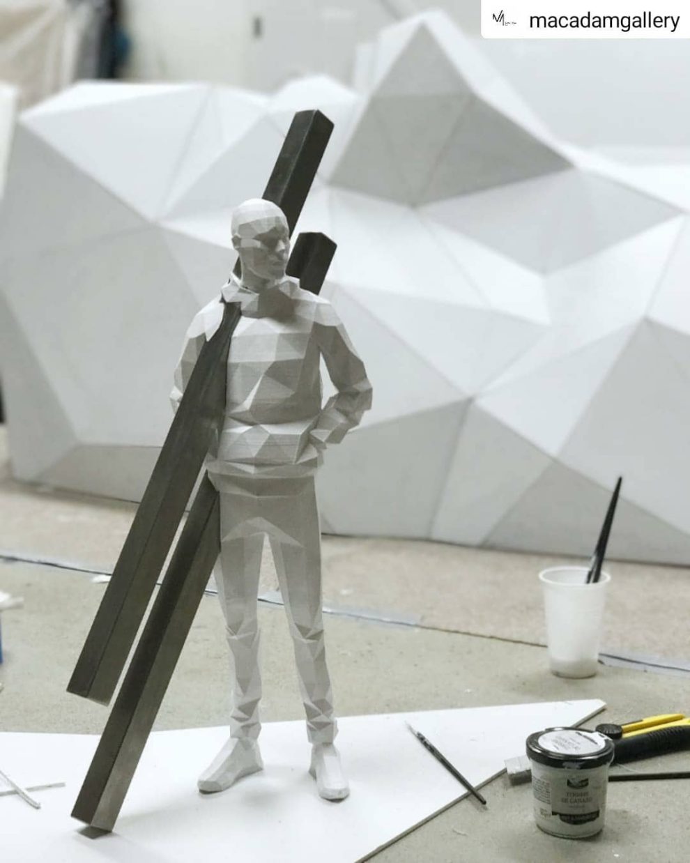 Immenses sculptures Low Poly Art par David Mesguich - #Olybop